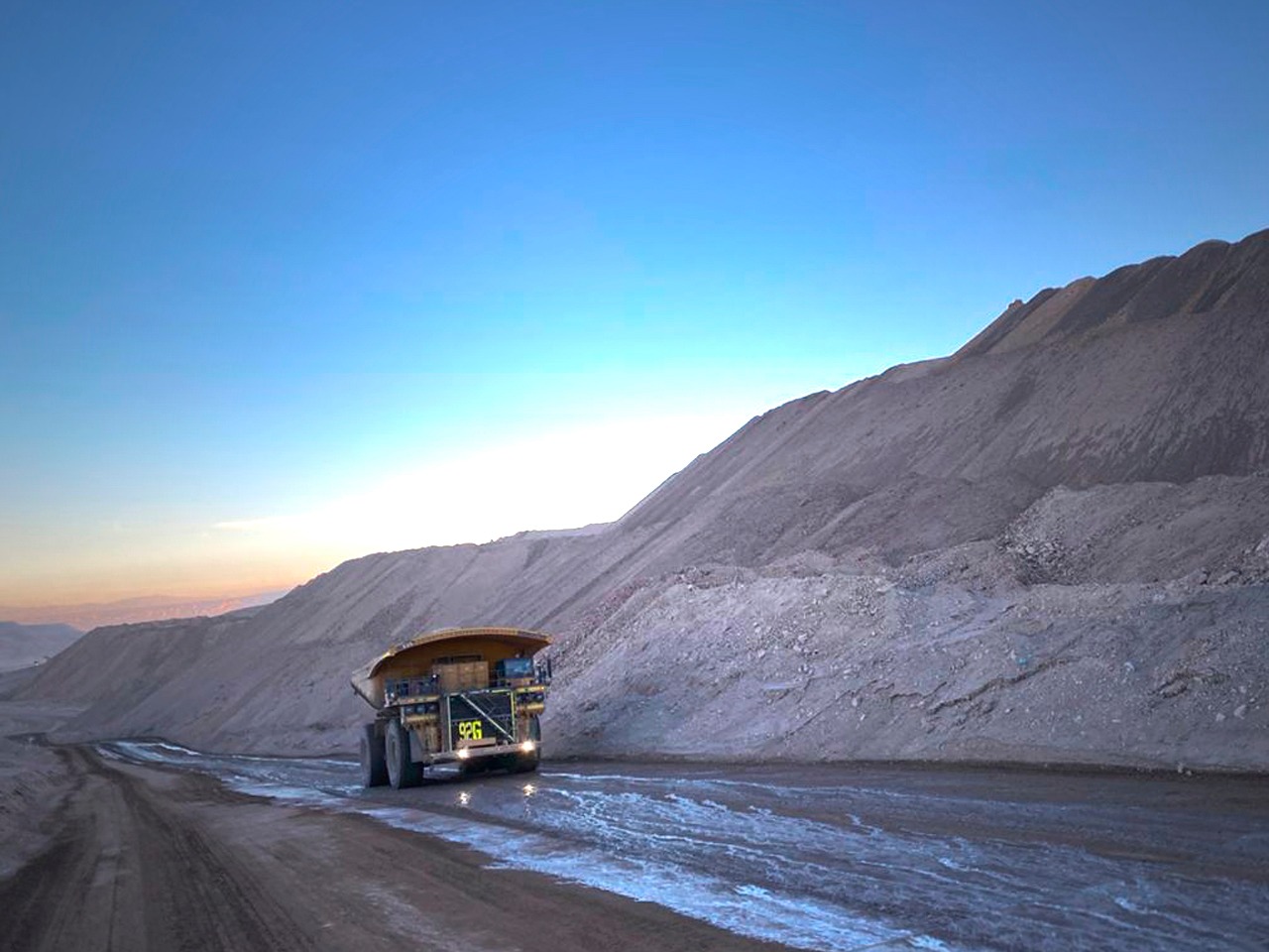 Codelco Radomiro Tomic - Contrôle de la poussière dans une rampe d ...